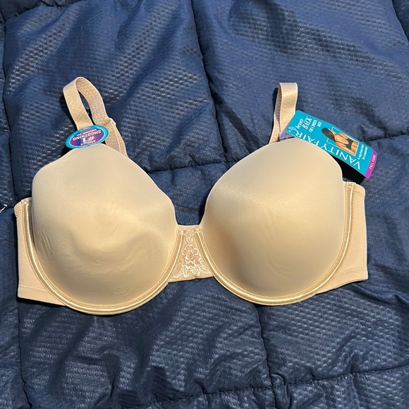 Vanity Fair | Intimates & Sleepwear | New Nude Vanity Fair Bra | Poshmark